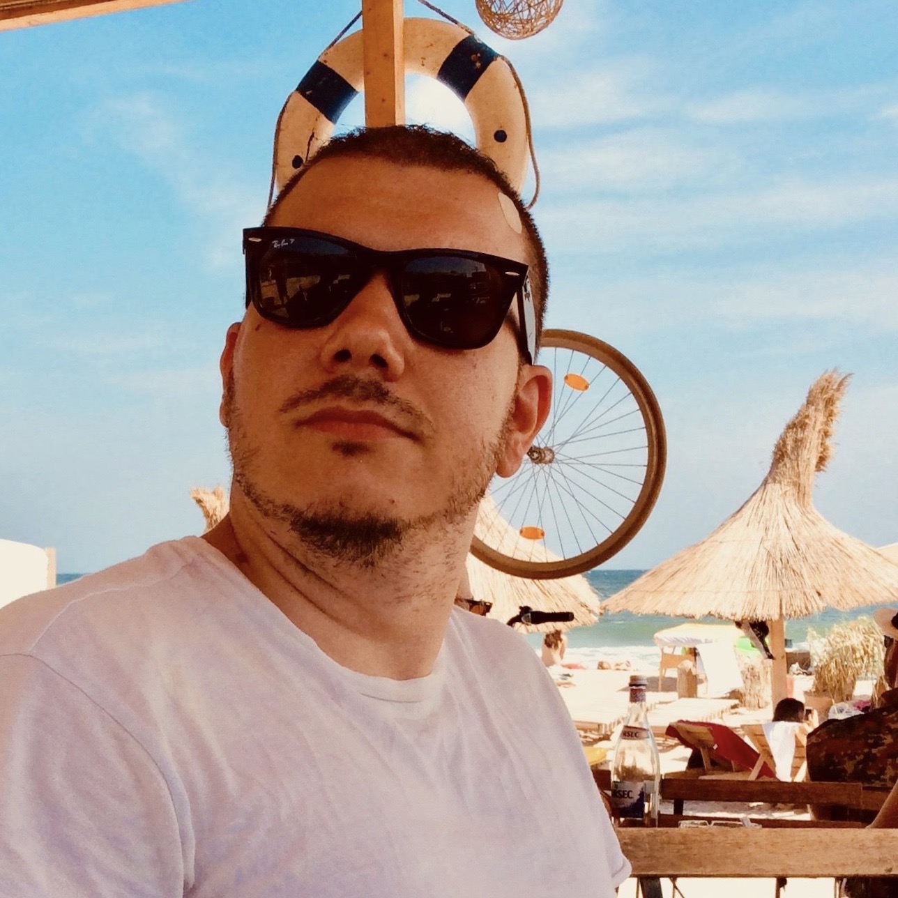 Alex Ciorogar, OMG Publishing. O nouă editură pe piața de carte din ...