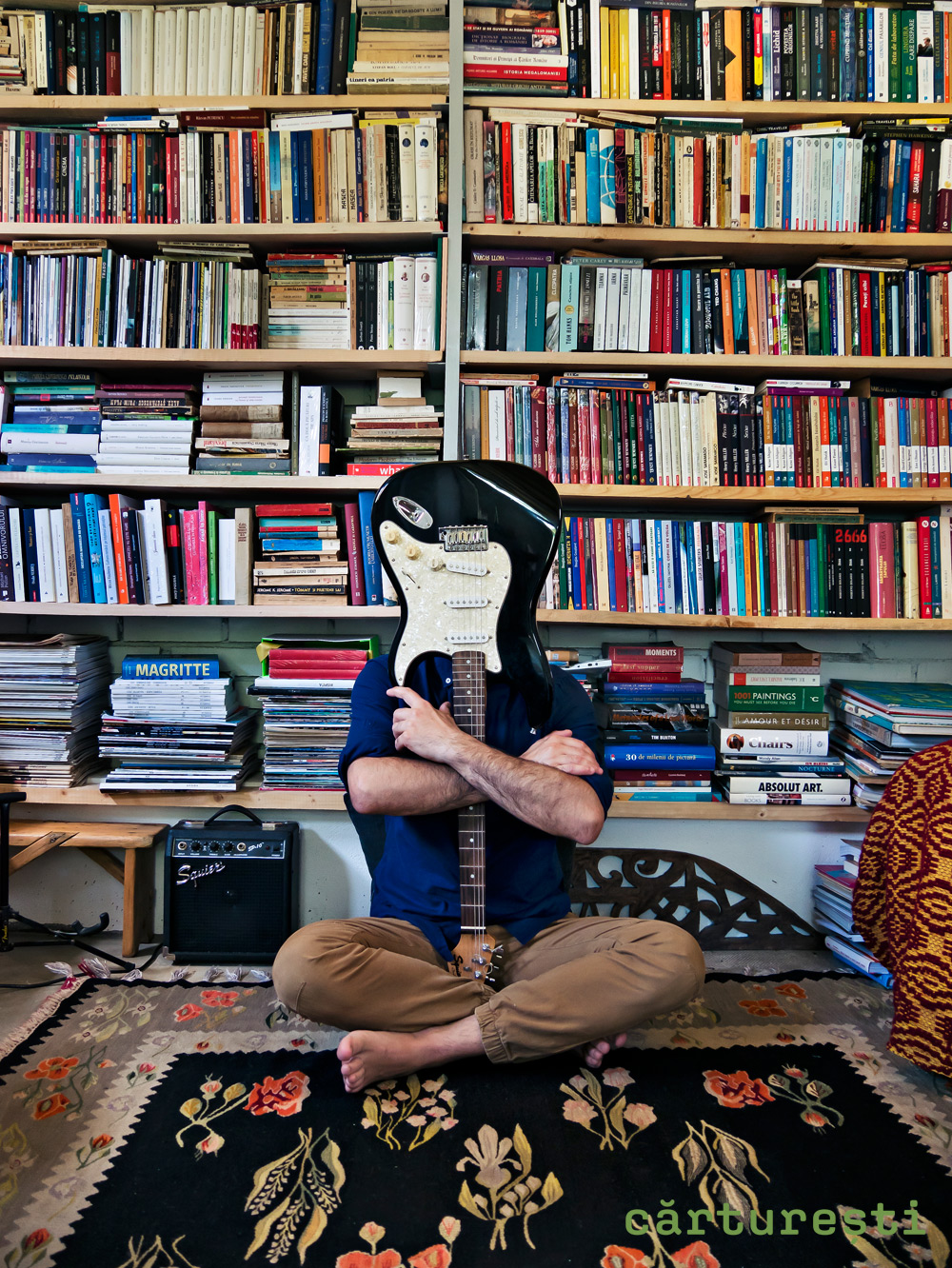 Bibliotecă de scriitor – Marius Chivu: „Biblioteca este garajul meu cu ...