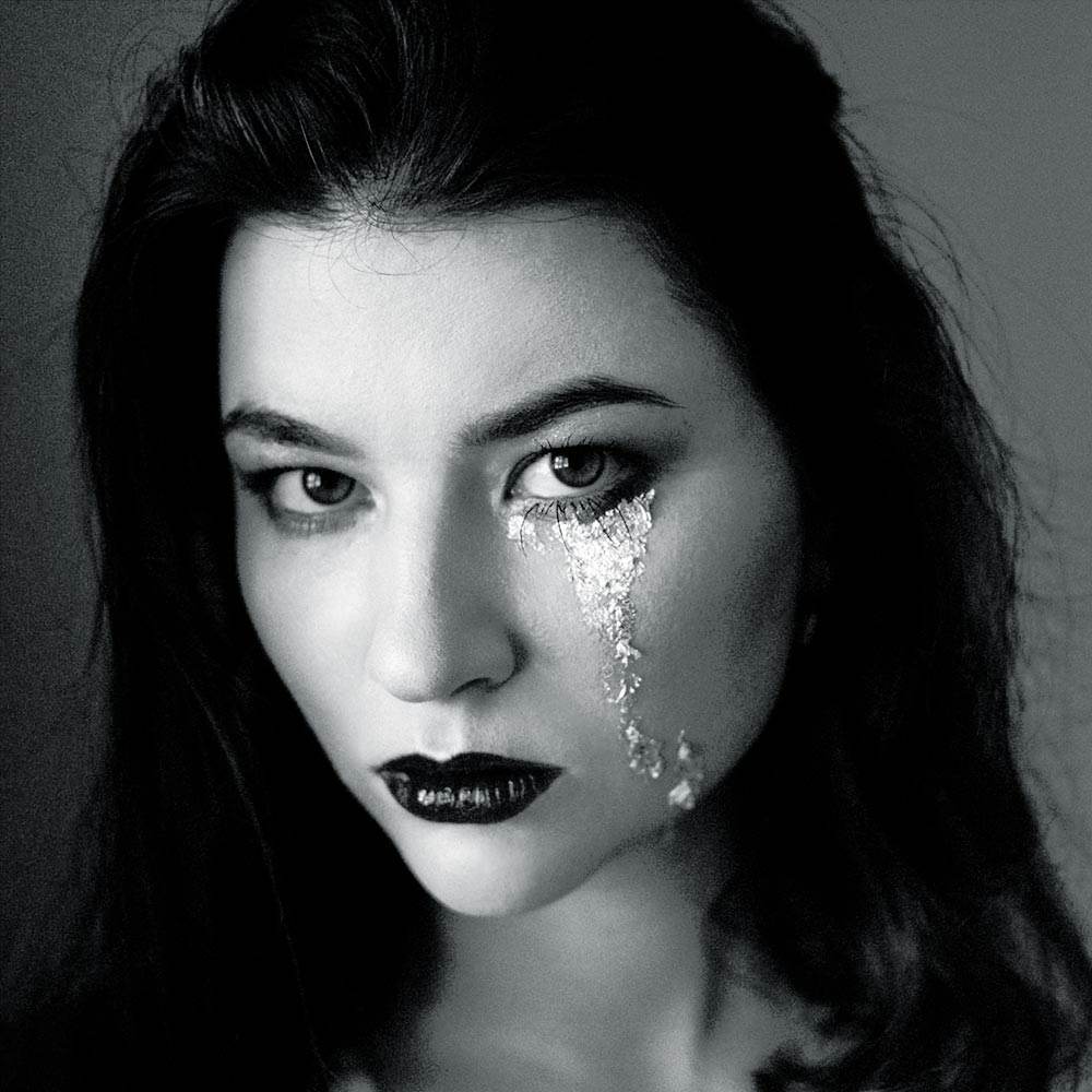 SWORDS - Spoken Word Sessions: Ronin Terente și Lena Chilari în dialog ...