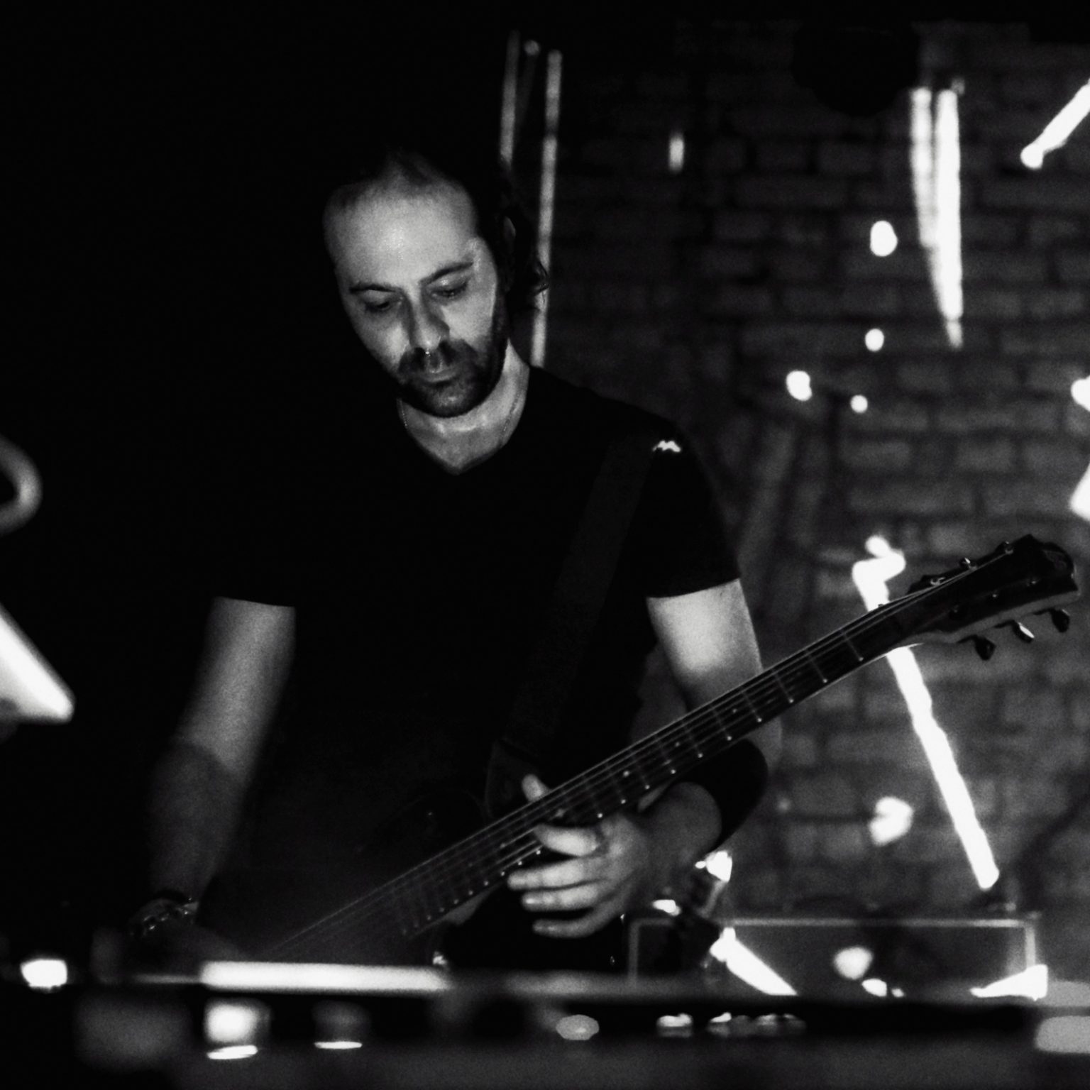 SWORDS - Spoken Word Sessions cu Ferenc André și Andrei Dósa, la ...